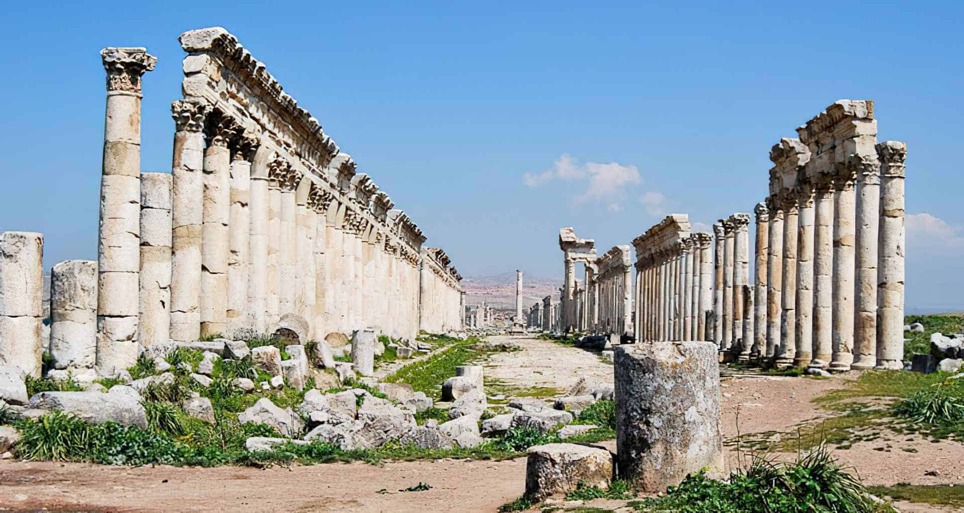 El valle de Orontes y las ciudades de Aphamea y Ugarit