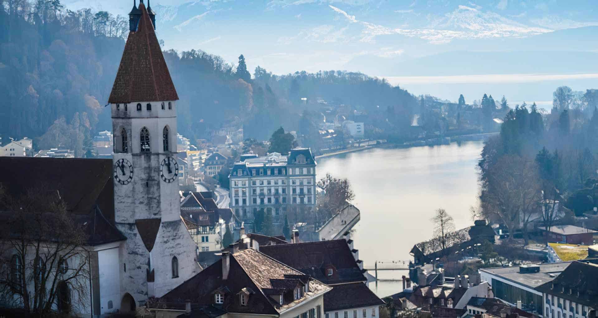 Qué ver en Thun: lo esencial de la ciudad suiza entre lago y castillo 0 ...