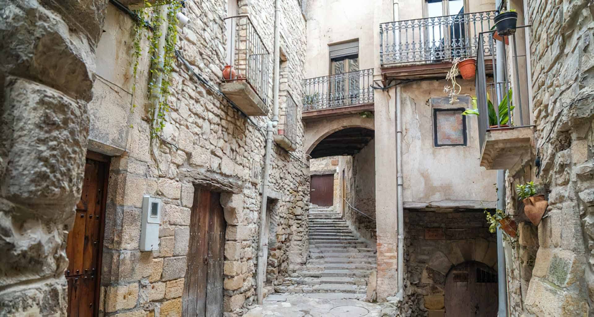 Guimerà, ¿el pueblo medieval con más encanto de Cataluña?